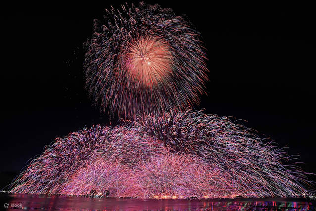 [One-day tour of Japan's No. 1 Fireworks Festival] Pilgrimage to the ...